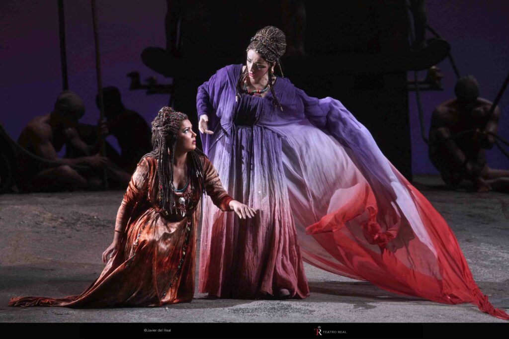 AIDA - Stehende Ovationen für Anna Netrebko - Opera Gazet